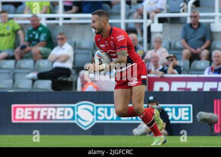 Ben Crooks (2) of Hull KR runs at Tom Johnstone (2) of Wakefield ...