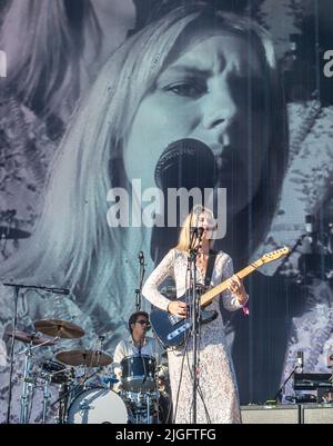 Wolf Alice performing on the main stage at the TRNSMT Festival at ...