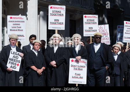 Criminal barristers from the Criminal Bar Association (CBA), which represents barristers in ...