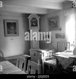 Interior in Mrs. Hilda Alfréd's residential building in Tromtösunda ...