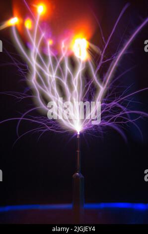 Lightning from a Tesla coil Stock Photo - Alamy