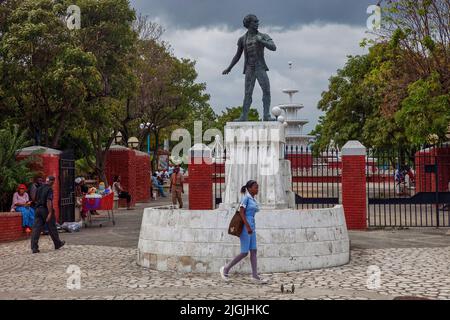 Monument to Sir William Alexander Bustamante, National Heroes Park ...