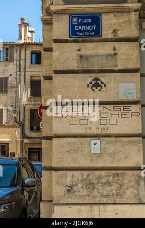 Space Invaders Avignon, France Stock Photo - Alamy