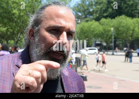 Manuel Oliver, father of Joaquin Oliver who die in Parkland mass ...