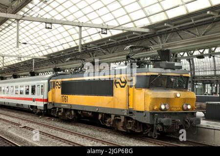 Alstom-built Class 1700 electric locomotive no. 1761 at Amsterdam ...
