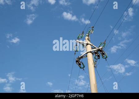 Photographic documentation of electricity distribution poles for civil ...