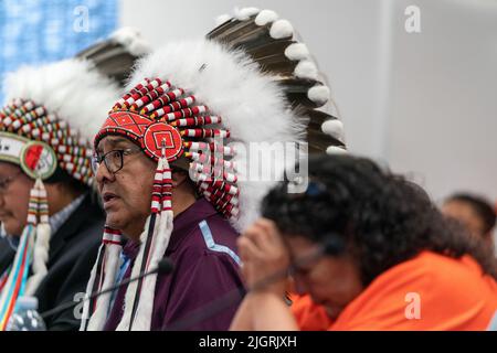 Shoal Lake Cree Nation Chief Marcel Head weeps during a Red Earth Cree ...