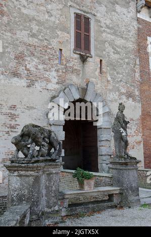 Europe, Italy, Pavia, Chignolo Po, Procaccini Castle ex Cusani Visconti ...