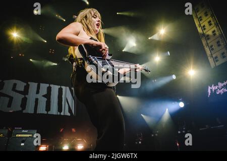 Victoria De Angelis performs on stage with is band Maneskin at ...