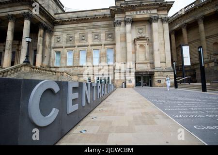 Liverpool Central Library merseyside england uk Stock Photo - Alamy