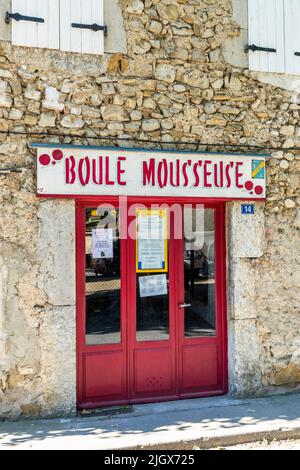 Boule Mousseuse is an organization with its own rules for the French ...