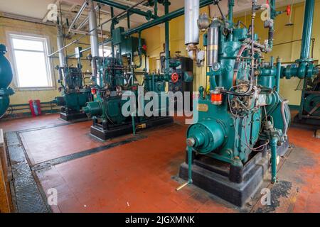 Kelvin Diesel model K2 engine with Alley & Maclellan air compressor for ...