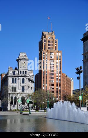 State Tower Building, a Syracuse landmark has prominent Art Deco ...
