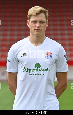 Fabian SCHERGER, single image, cut single motif, portrait, portrait ...