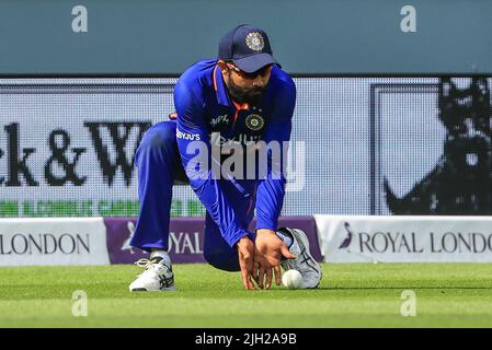 London, UK. 14th July, 2022. Reece Topley of England leaves the field ...