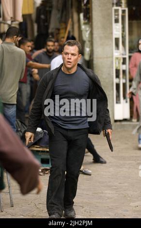 THE BOURNE ULTIMATUM MATT DAMON as Jason Bourne, JULIA STILES as Nicky ...