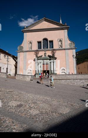 Italy, Lombardy, Valtellina, Bormio, Piazza Cavour Square, Parrocchiale ...