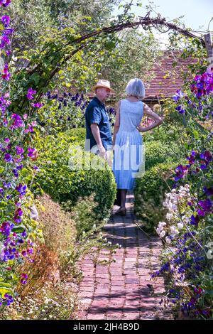 Sarah Raven Garden Perch Hill Robertsbridge Sussex England Stock Photo ...