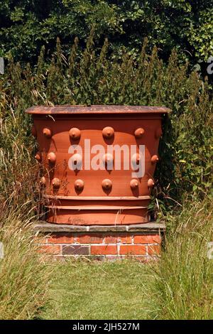 Whichford pottery, Warwickshire. UK. Home of hand thrown or hand ...
