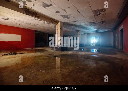 Old flooded rotten abandoned building Stock Photo - Alamy