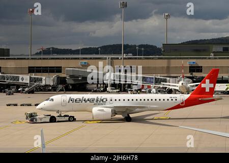 Aircraft helvetic Airways, Embraer E190-E2, HB-AZH, Zurich Kloten ...