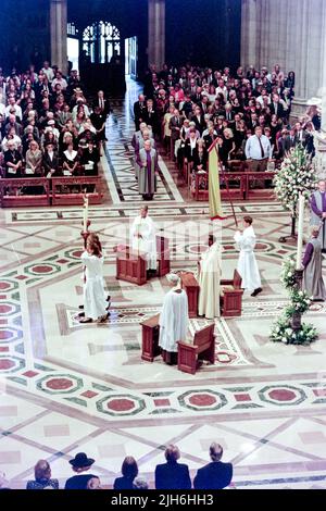 Princess Diana Funeral 6 September 1997 Coffin leaves Westminster Abbey ...