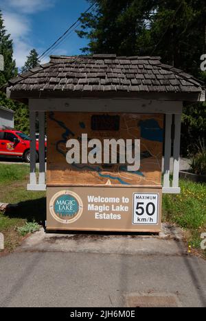 Magic Lake sign, North Pender Island, British Columbia, Canada Stock ...