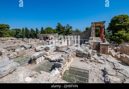 archaeological remains and buildings of the minoan temple and palace at ...