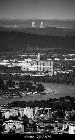 A vertical greyscale aerial view of Chattanooga, TN Stock Photo - Alamy
