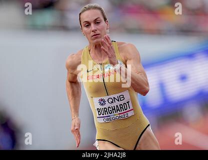Alexandra Burghardt (LG Gendorf Wacker Burghausen) gewinnt das 60m ...
