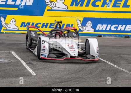 Alex Lynn (car no. 94) of Mahindra Racing drives during the practice ...