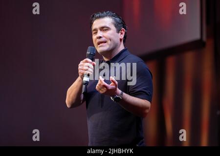Graduation day at UA92, Manchester - 10th July 2022. Gary Neville (left ...