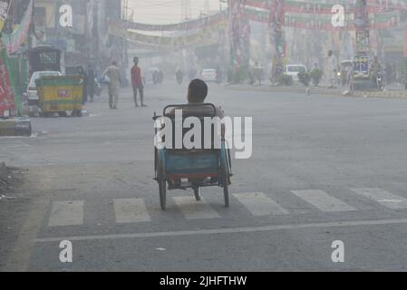 Lahore, Punjab, Pakistan. 18th July, 2022. Pakistani people on their ...
