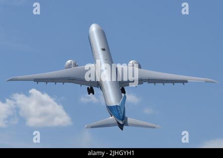 BOEING 777-9X AT FARNBOROUGH INTERNATIONAL AIRSHOW. THIS NEW VARIANT ...