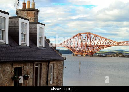 Historic bridge, House overlooking the Forth Bridge, South Queensferry ...