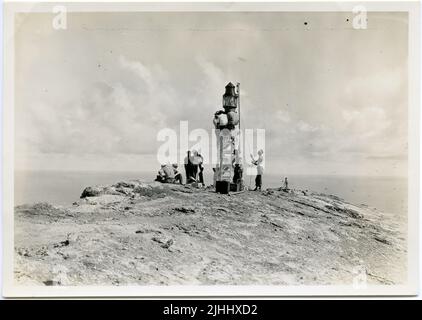HI - Kaula Rock. Kaula Rock Light Station, Hawaii. View looking North ...