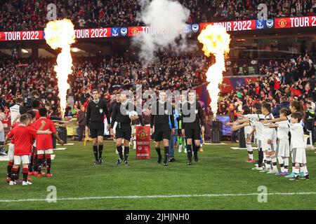 Manchester United and Crystal Palace enter the stadium ahead of the ...