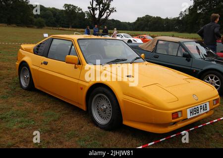 Ginetta G32 soft top Stock Photo - Alamy
