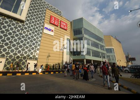 Lulu Mall in Lucknow, Uttar Pradesh, India Stock Photo - Alamy