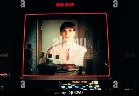 TV SHOW CONTROL ROOM, THE TRUMAN SHOW, 1998 Stock Photo - Alamy