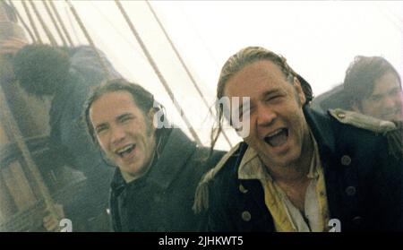 RUSSELL CROWE, JAMES D'ARCY, MASTER AND COMMANDER: THE FAR SIDE OF THE ...