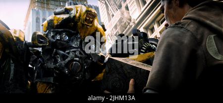 BUMBLEBEE, TRANSFORMERS, 2007 Stock Photo - Alamy