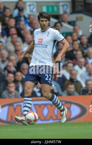 Vedran Corluka, Tottenham Hotspur Stock Photo - Alamy
