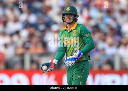 Quinton de Kock of South Africa takes a single during the T20 cricket ...