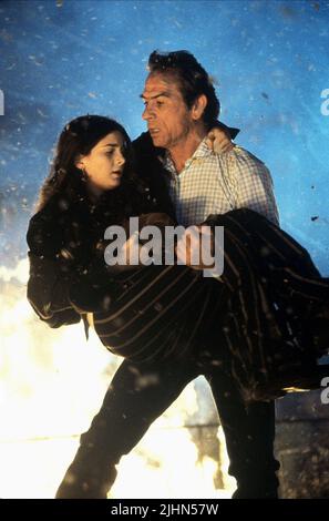 Gaby Hoffmann & Tommy Lee Jones Film Volcano (USA 1997) Characters ...