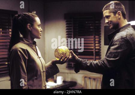 GERARD BUTLER LARA CROFT TOMB RAIDER: THE CR CHINESE THEATRE HOLLYWOOD ...