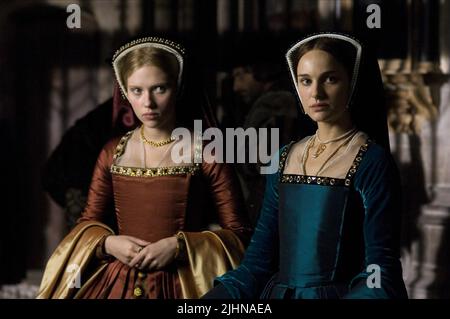 THE OTHER BOLEYN GIRL, Scarlett Johansson as Mary Boleyn, Natalie ...
