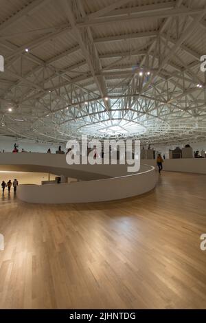 The modern architecture of the interior of the Museo Soumaya in Mexico ...