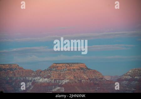 Sunsets and sunrises at the South Rim of Grand Canyon National Park can ...