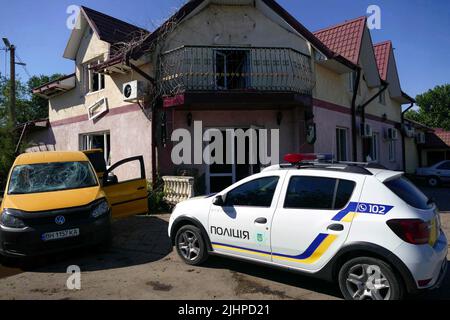 Non Exclusive: DACHNE, UKRAINE - JULY 19, 2022 - A house shows damage ...